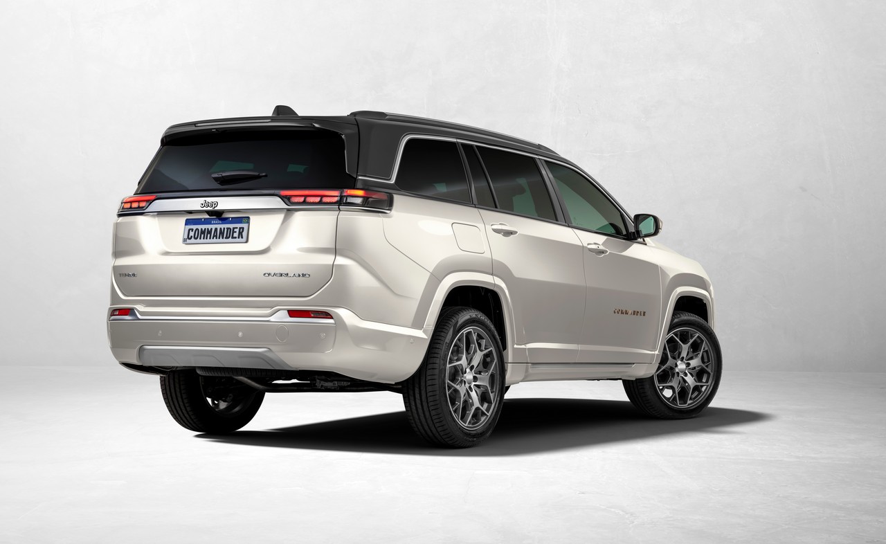 Jeep Commander tem visual revelado por completo