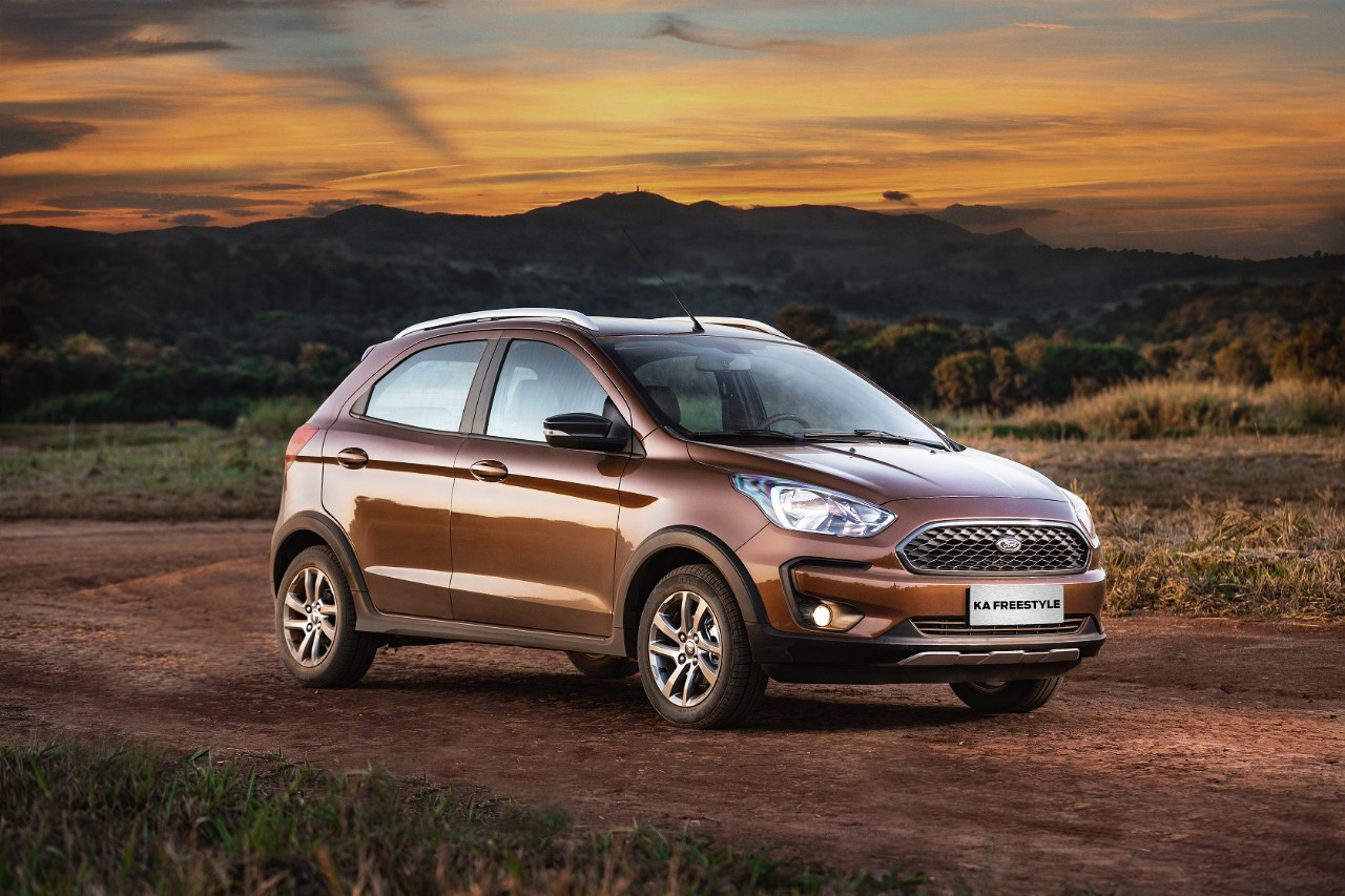 Carros altos: veja 5 opções entre automóveis hatches e sedã