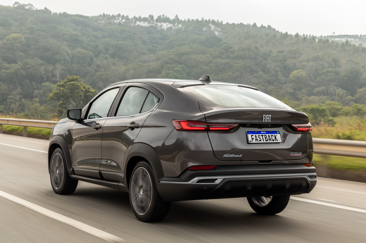 Fiat Fastback: preços, versões, itens de série