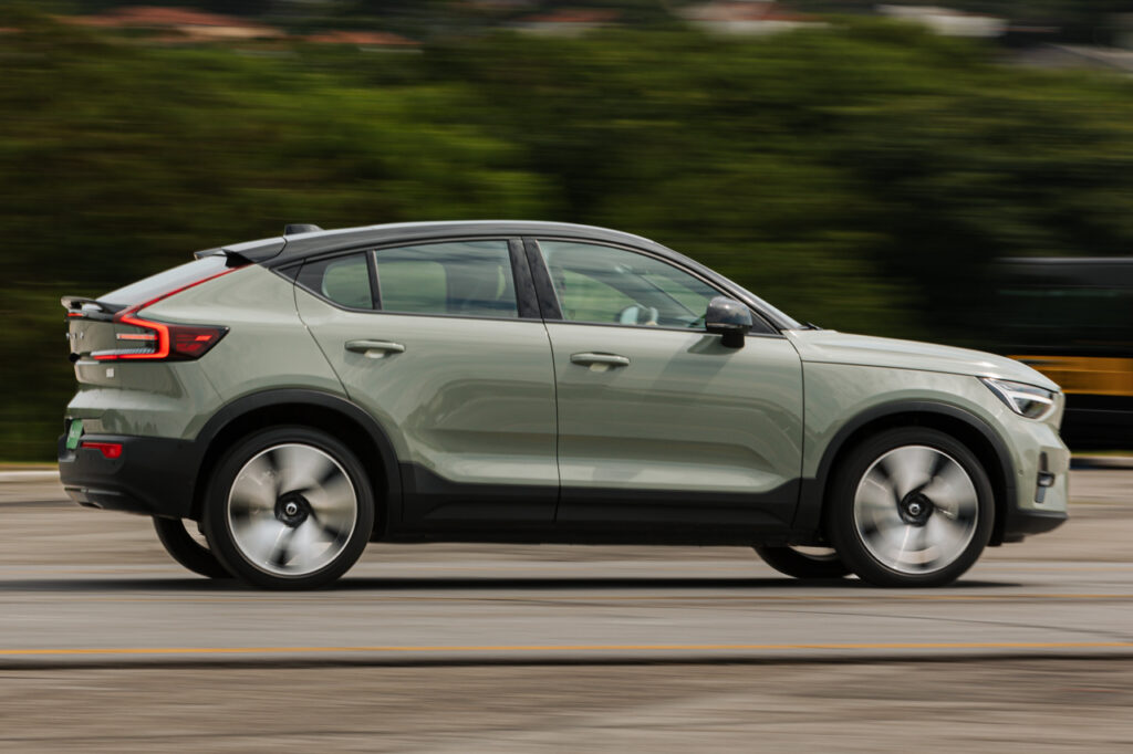 Teste: Volvo C40 2023 - ficha técnica, preço, autonomia - Blog da ...