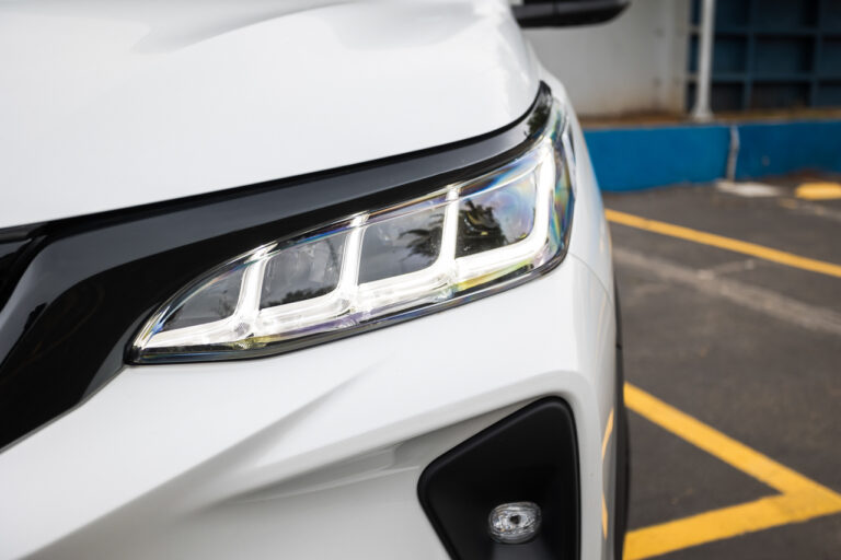 Toyota SW4 Diamond 2024 - avaliação, vídeo, ficha técnica, preço