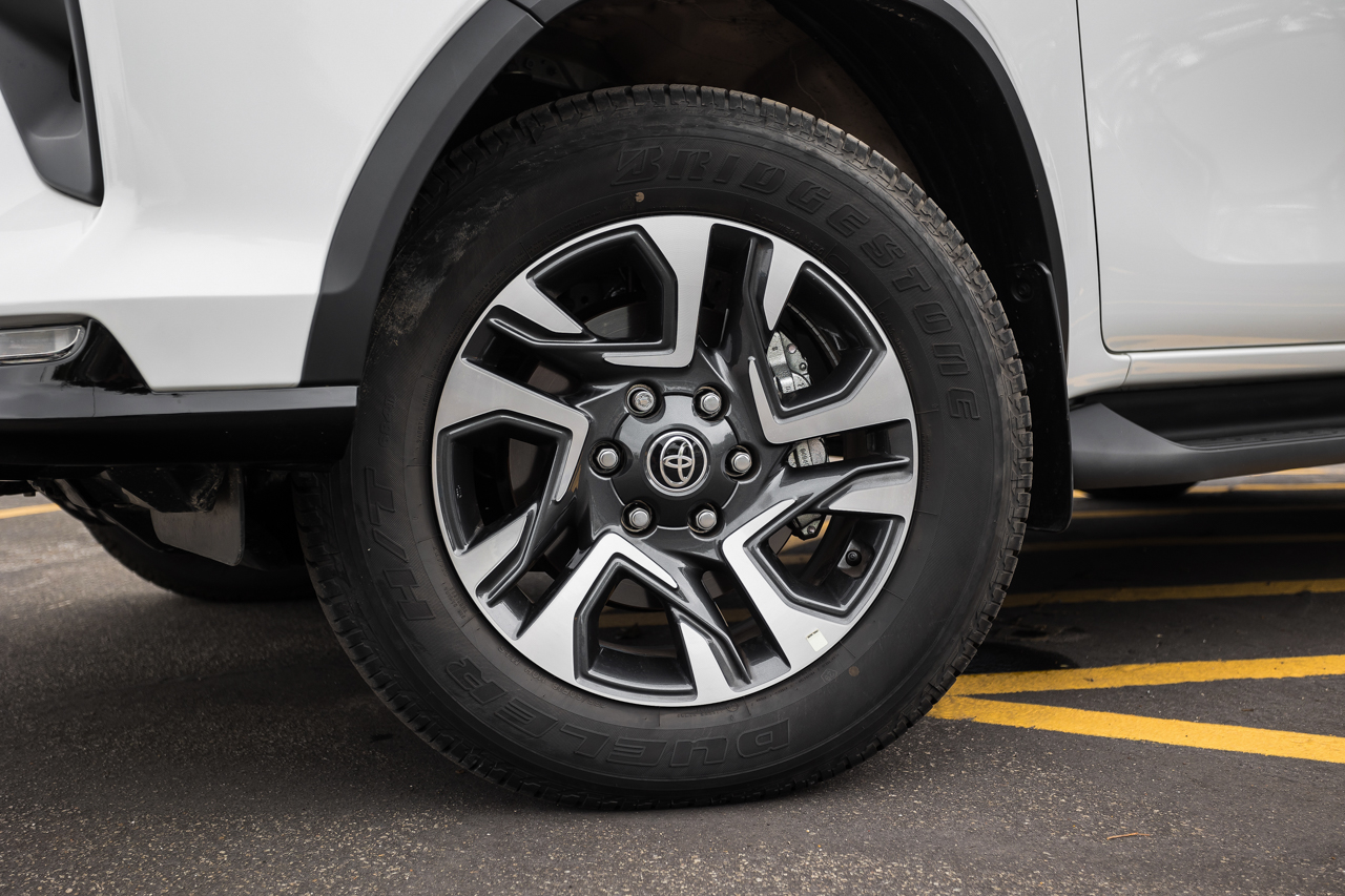 Toyota SW4 Diamond 2024 - avaliação, vídeo, ficha técnica, preço