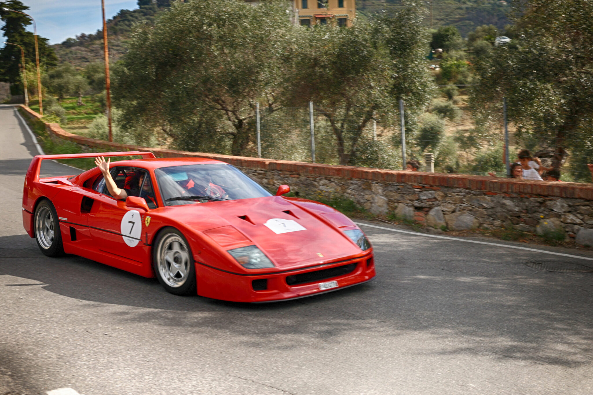 Ferrari F40: Tudo sobre um dos carros mais importantes da história