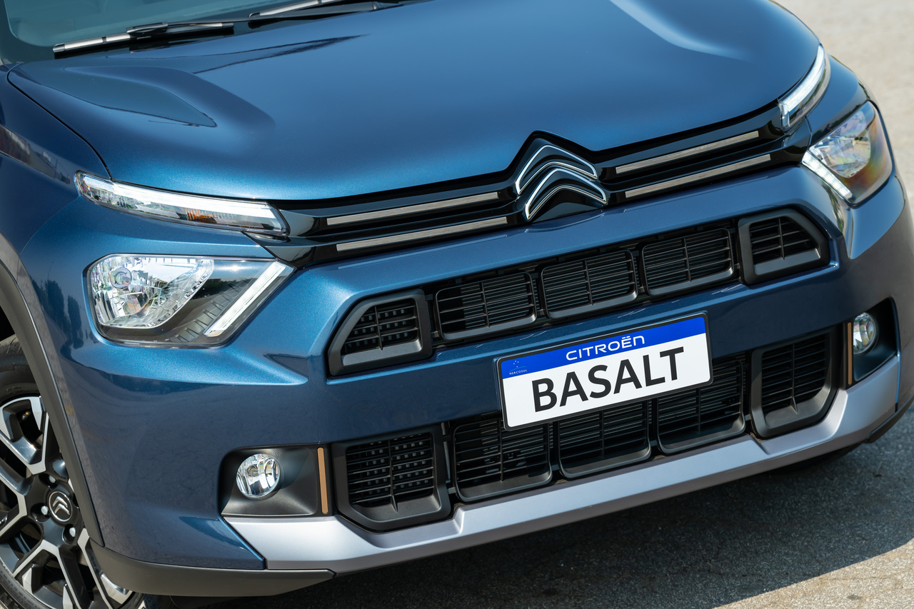 Citroën Basalt Shine 2025 - Teste, vídeo, itens de série, preço, consumo