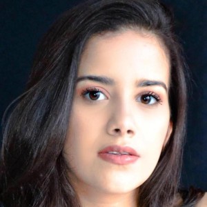 Giulia Carvalho, Jornalista na InstaCarro